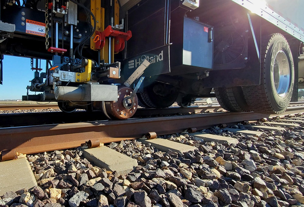 Identifying Potential Areas Prone to Rail Rollover Derailment - Holland ...